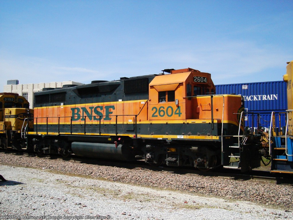 BNSF 2604